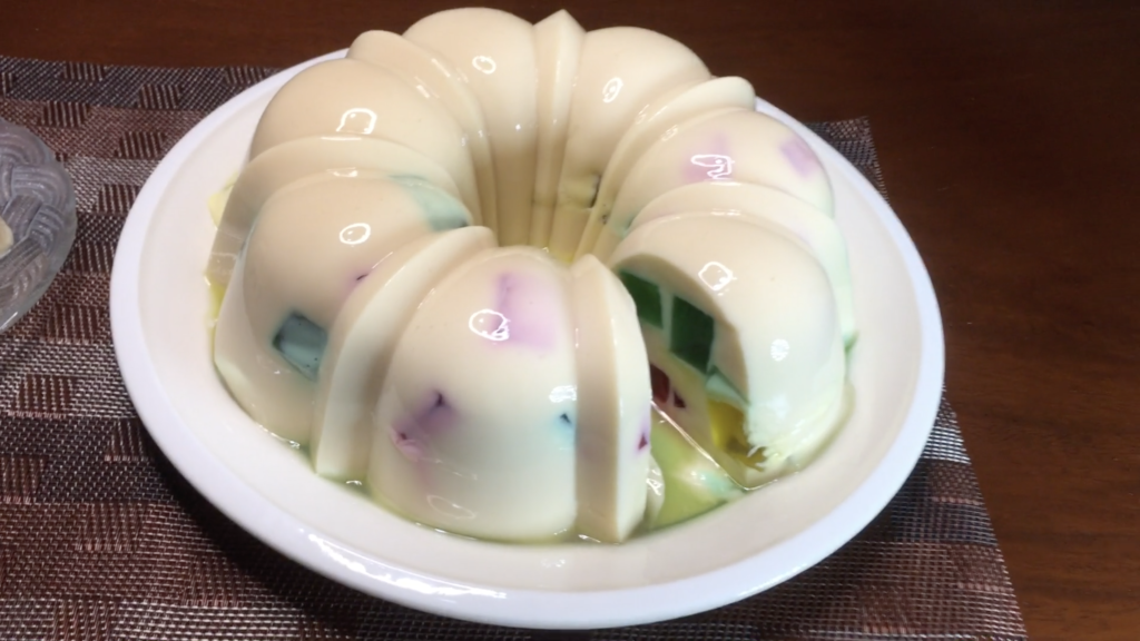 CATHEDRAL WINDOW GELATIN - Pinoy Style Recipe
