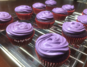 MOIST UBE CUPCAKES with UBE CREAM CHEESE FROSTING - Pinoy Style Recipe